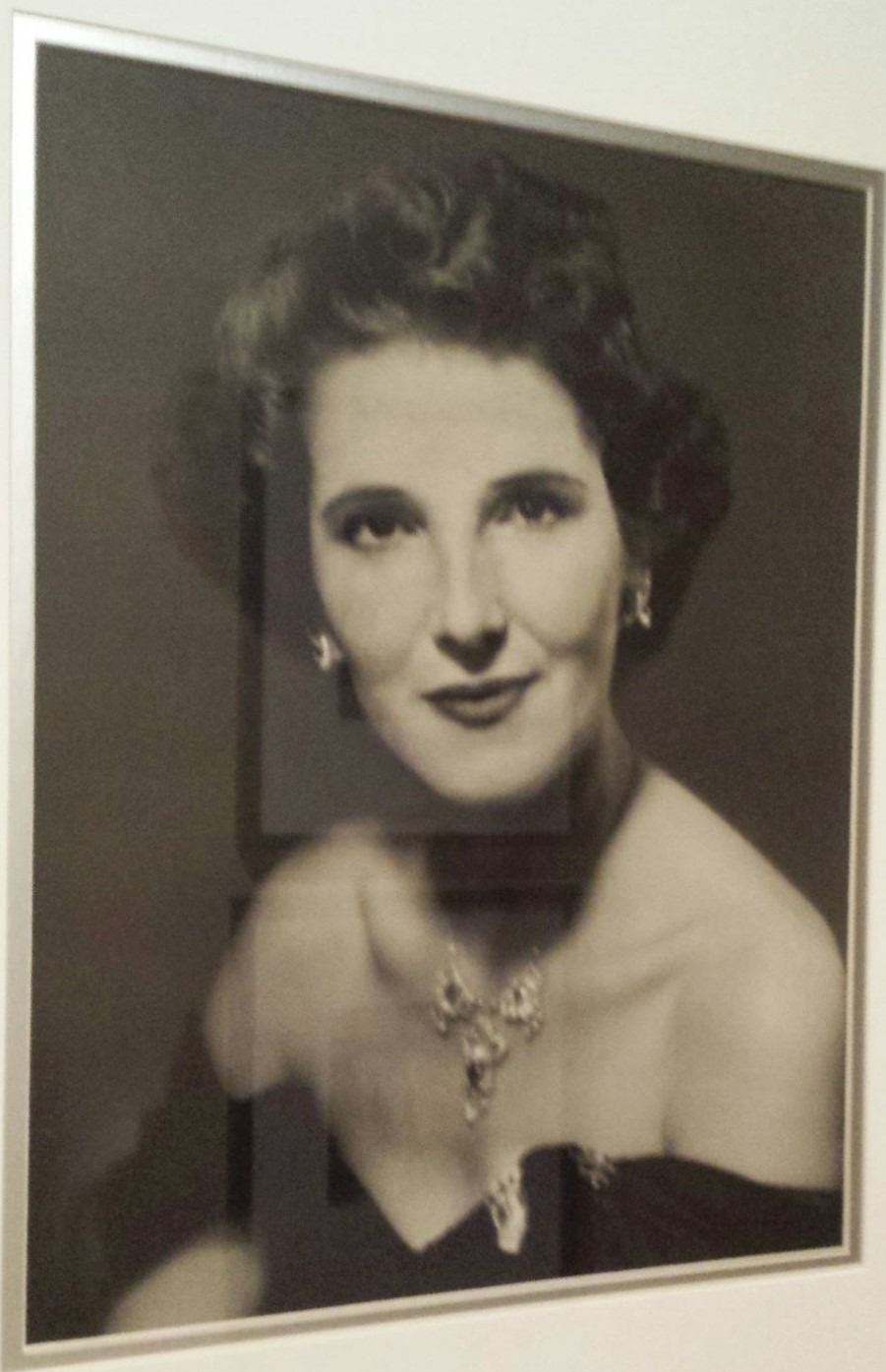 Auntie Anne – What A Game!